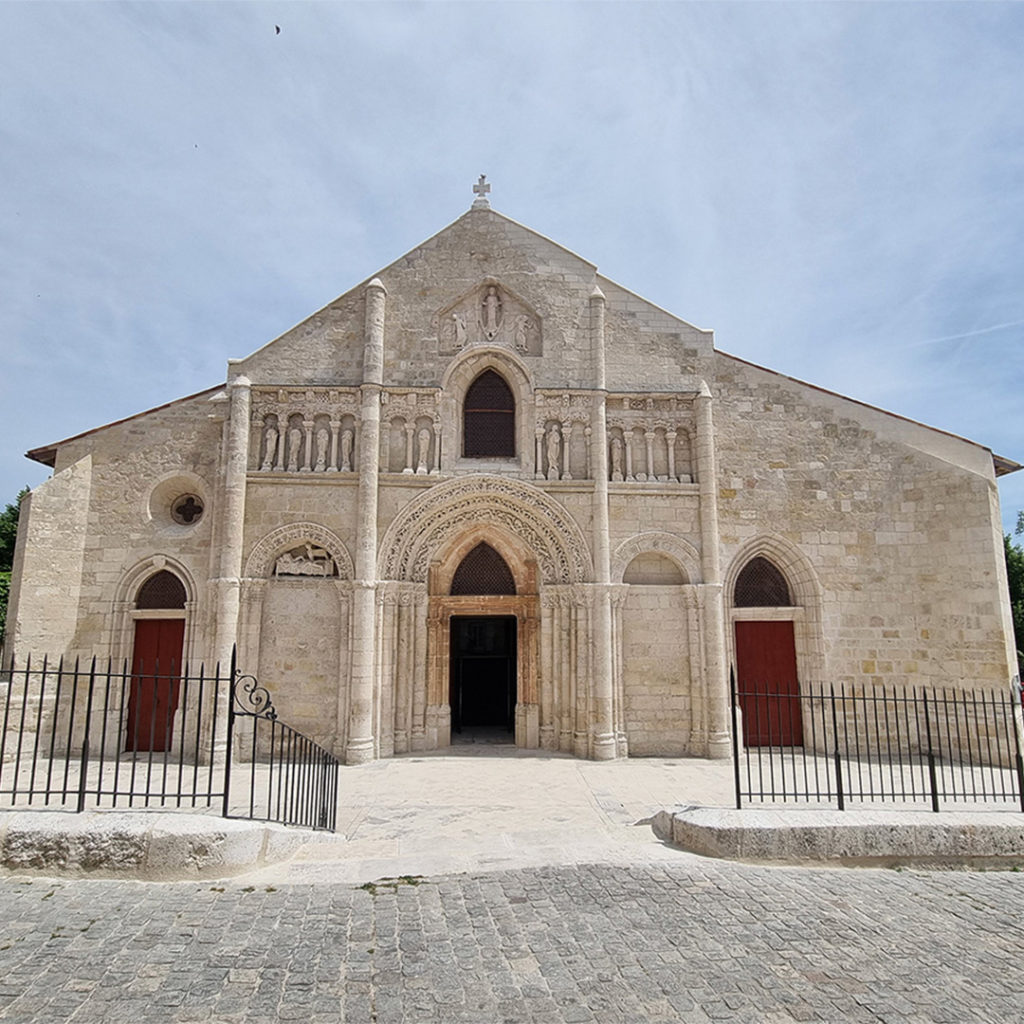 Mairie Ruffec : commune du sud-ouest de la France en Charente